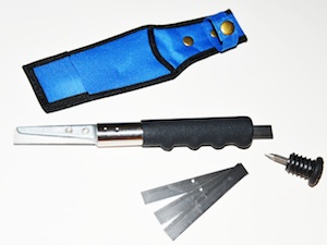 Hand Tools: VinTool SuperKut Insulation Knife - Contractor Supply Magazine